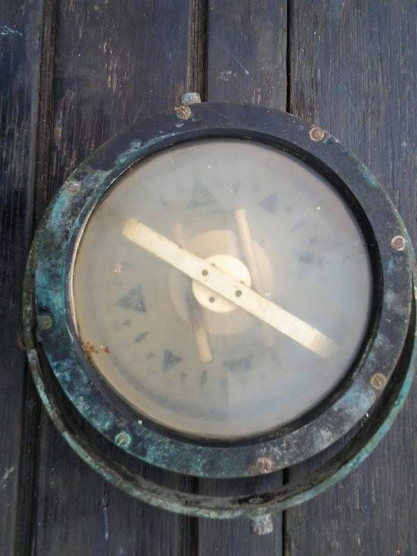 Compas marine en bronze - Accessoires - Accastillage Saint-Martin • Cyphoma