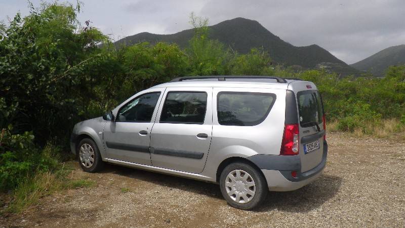 Dacia logan break - Voitures Saint-Martin • Cyphoma