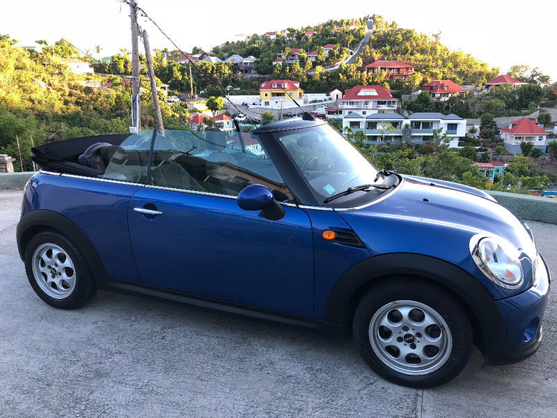 Austin mini cabriolet - Voitures Saint Barthélemy • Cyphoma