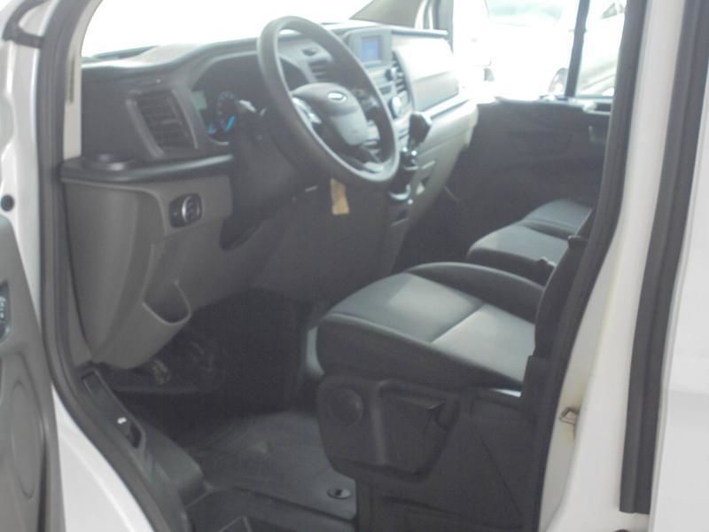 Ford transit custom fg 260 l1h1 2.0 tdci 105 ambiente 6m3 - Veículos ...