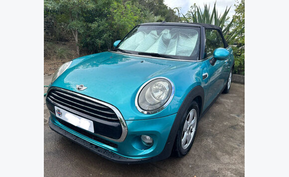 Mini cooper cabrio 2017 - Voitures Saint Barthélemy • Cyphoma